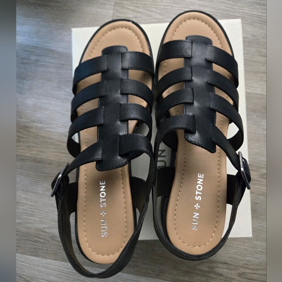 Sun + Stone | Shoes | Sun Stone Daisee Faux Leather Block Heels | Poshmark
